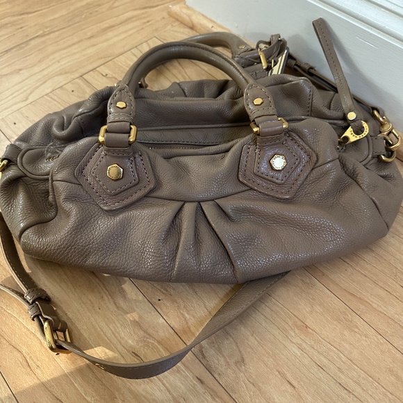 Marc By Marc Jacobs | Bags | Marc By Marc Jacobs Grey Satchel Leather Tote Handbag Classic Q ...